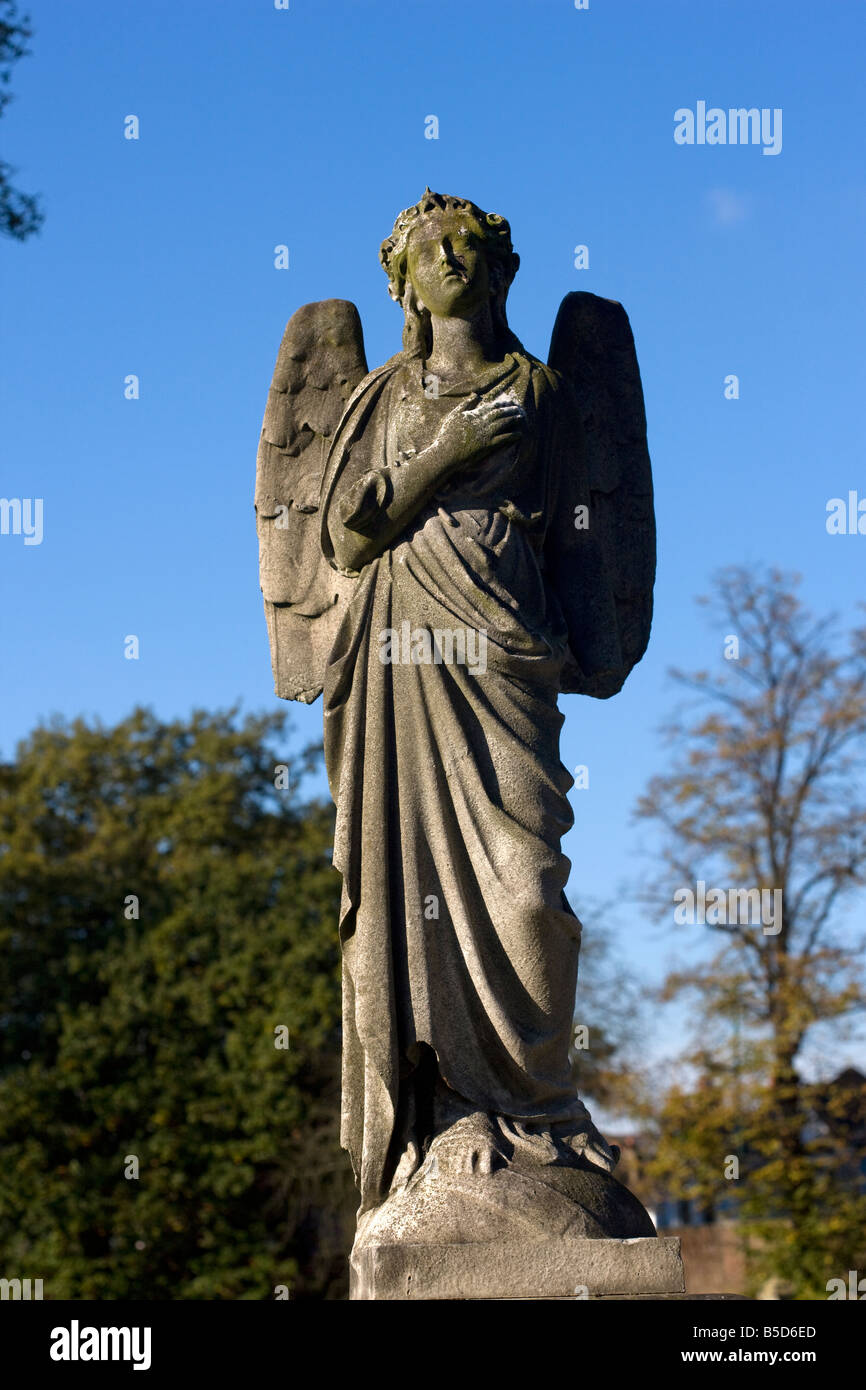 Angel Statue Kensal Green Cemetery London Stock Photo - Alamy
