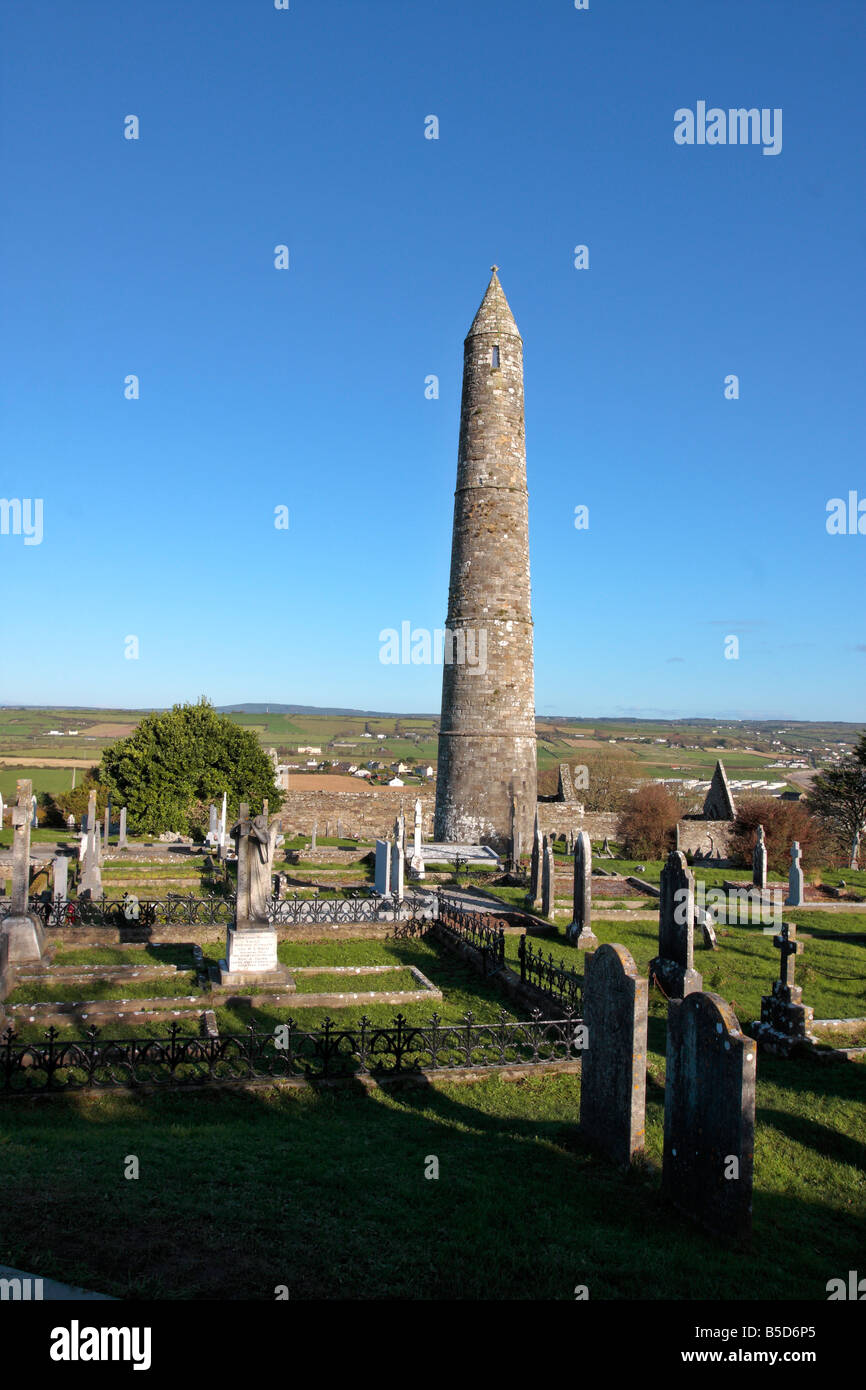 Ardmore old church hi-res stock photography and images - Alamy