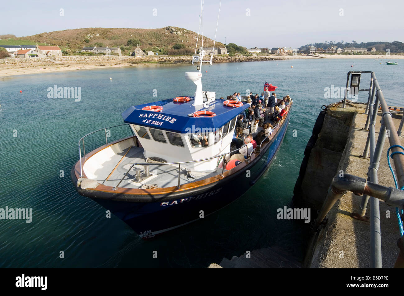 Scilly ferries hi-res stock photography and images - Alamy