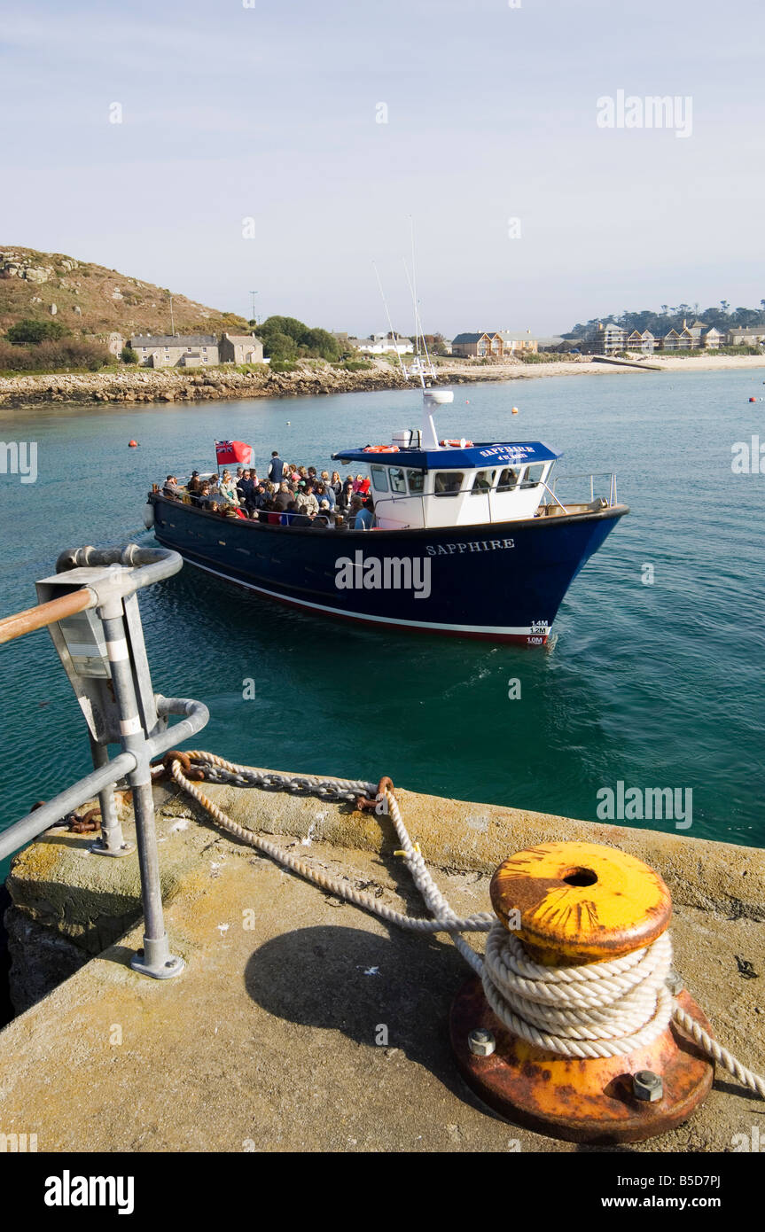 Scilly ferries hi-res stock photography and images - Alamy
