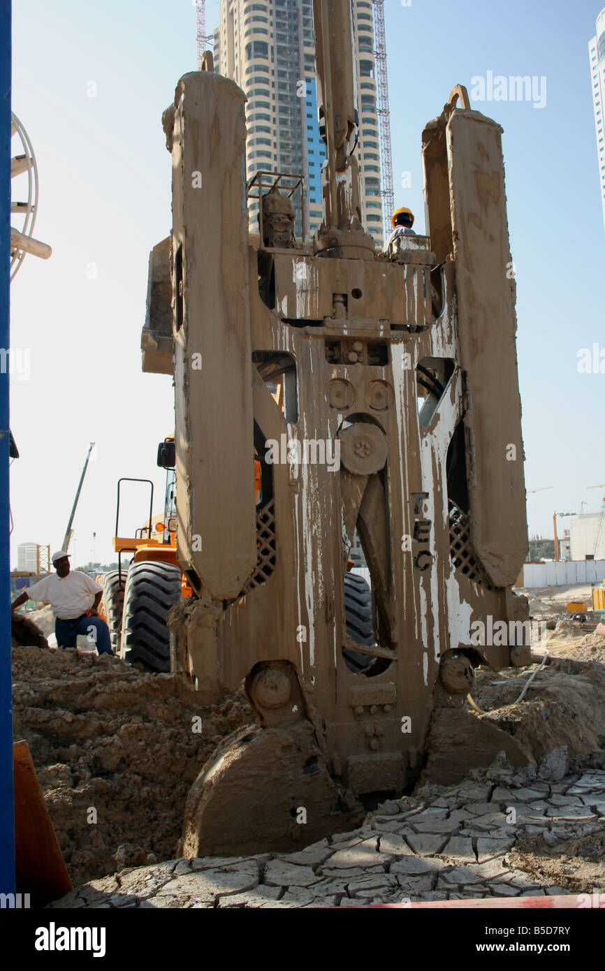 Digger on site hi-res stock photography and images - Alamy