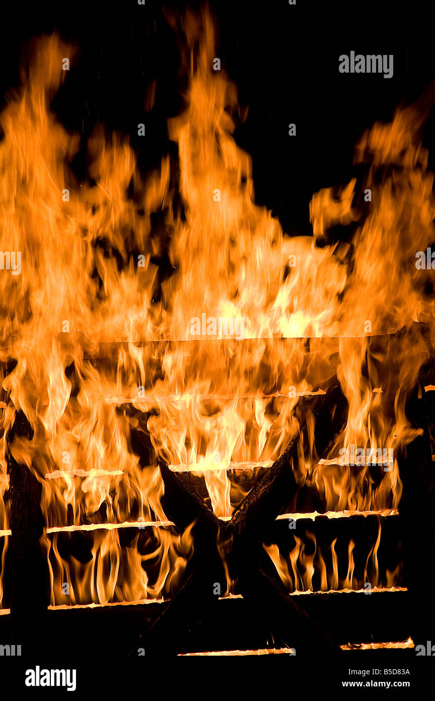 Burning barn hi-res stock photography and images - Alamy