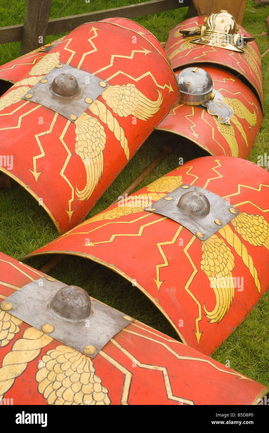 Roman shields hi-res stock photography and images - Alamy