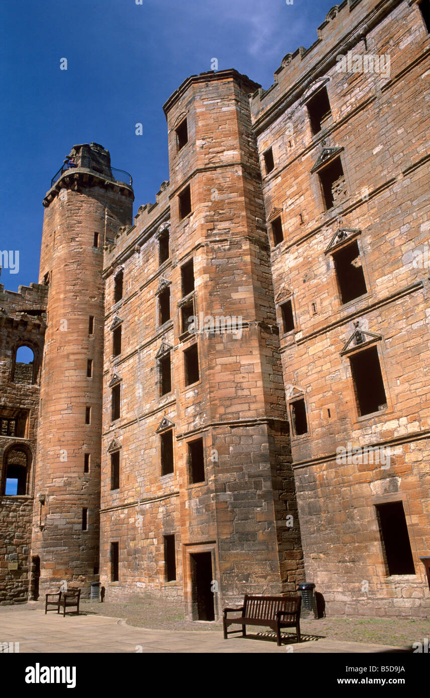 Linlithgow palace interior hi-res stock photography and images - Alamy