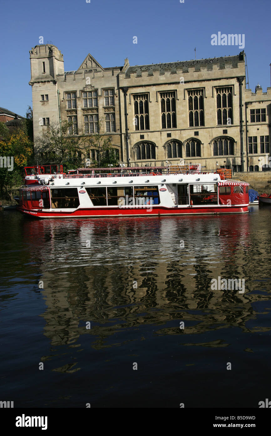 York boat hi-res stock photography and images - Alamy