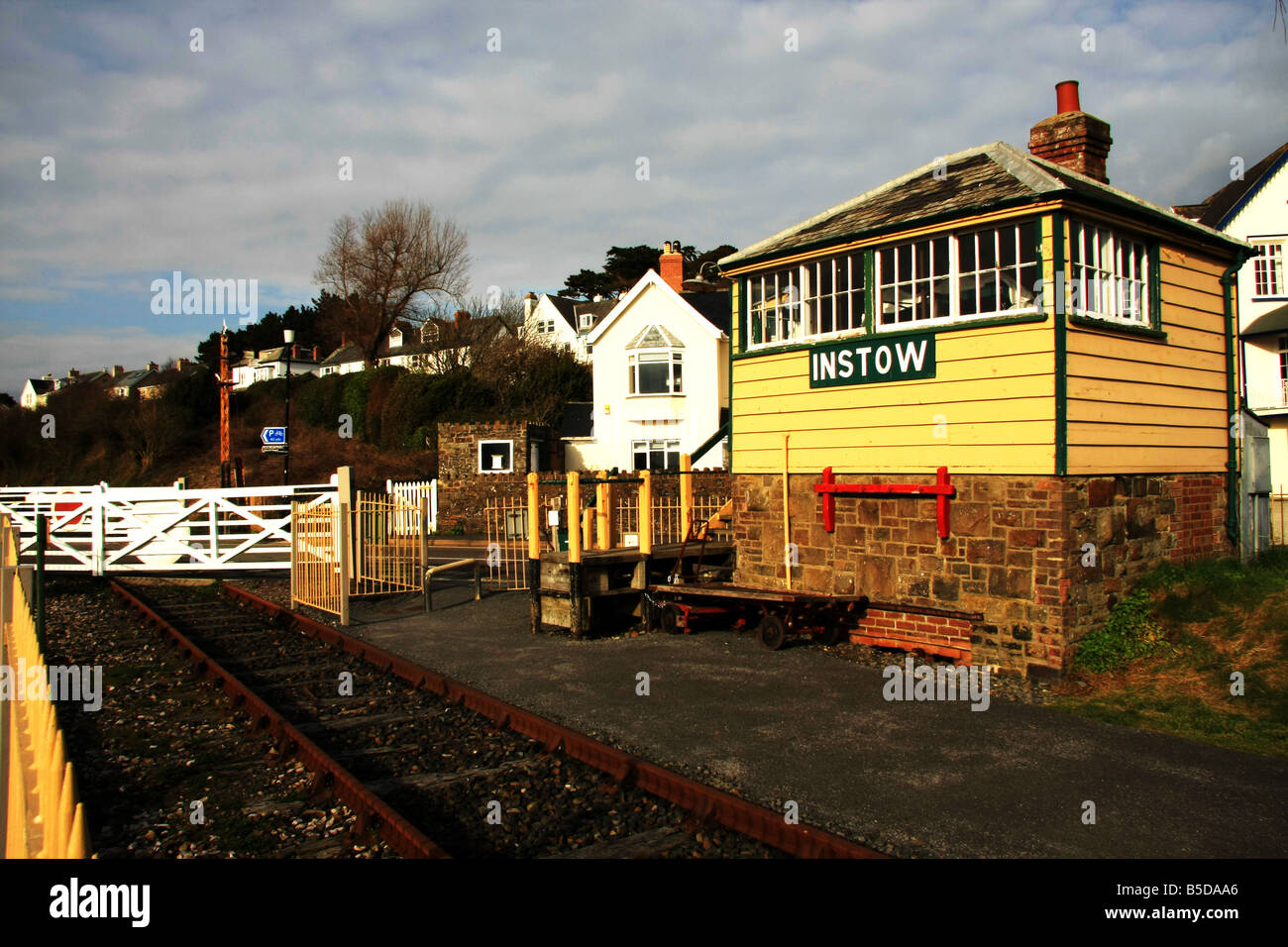 Old level crossing gates hi-res stock photography and images - Alamy