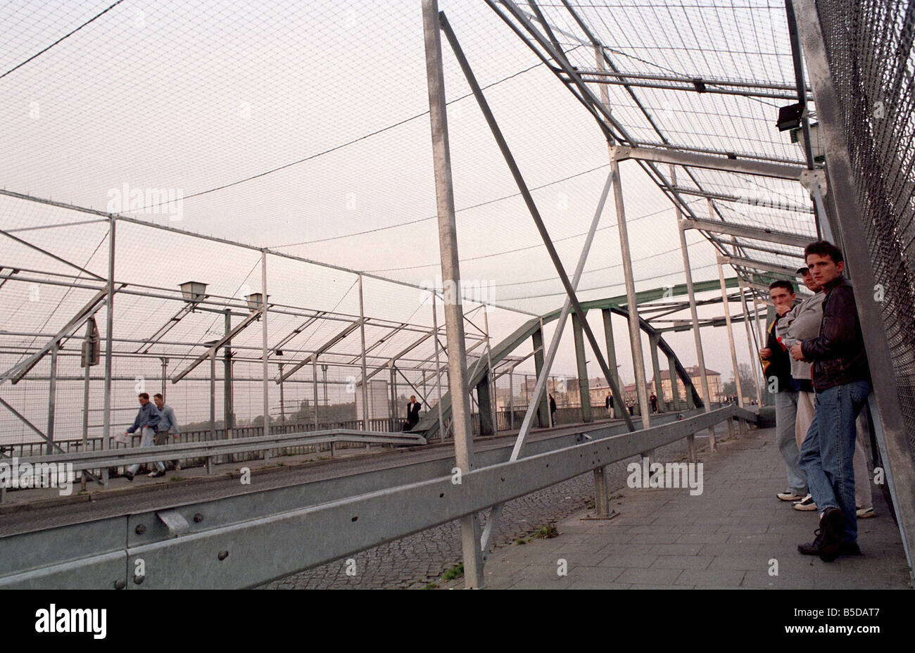 German border crossing hi-res stock photography and images - Alamy