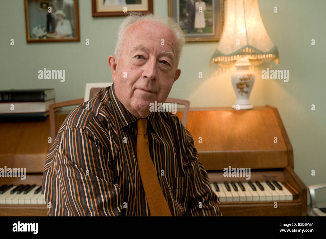 Lloyd davies hi-res stock photography and images - Alamy