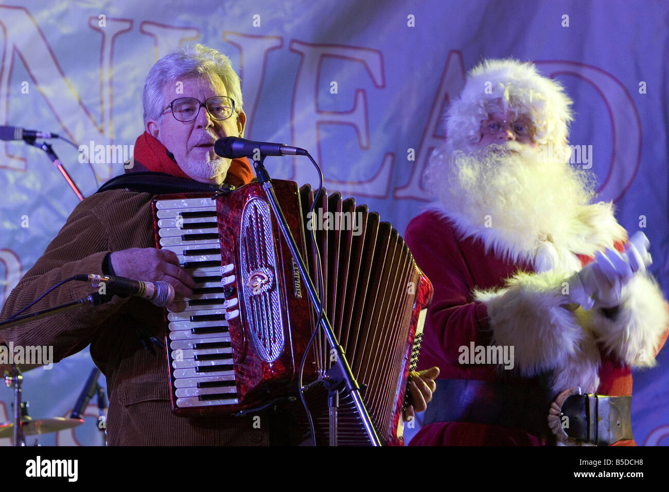 Man wobble board hi-res stock photography and images - Alamy