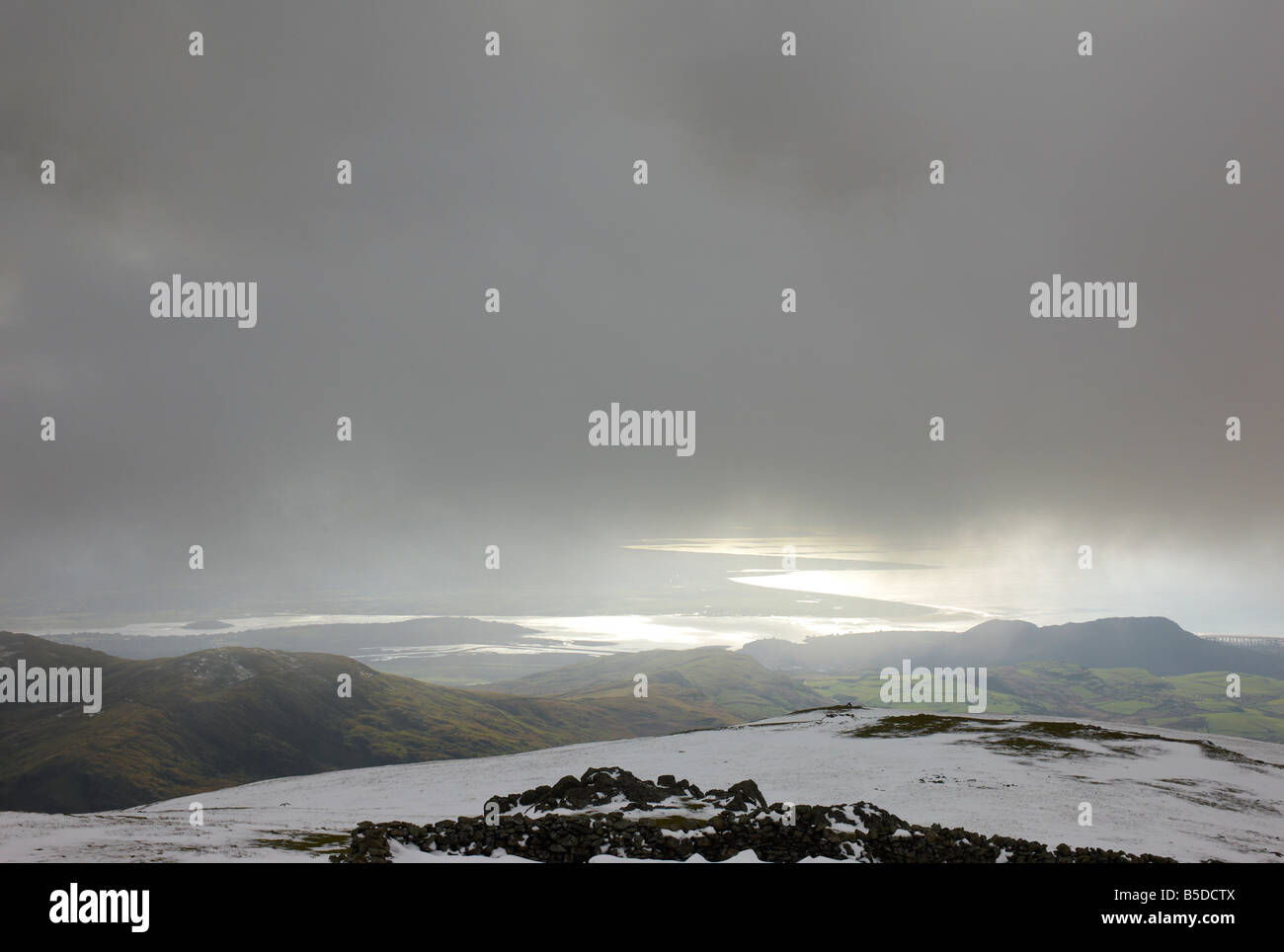 Moel Hebog Mountain High Resolution Stock Photography and Images - Alamy