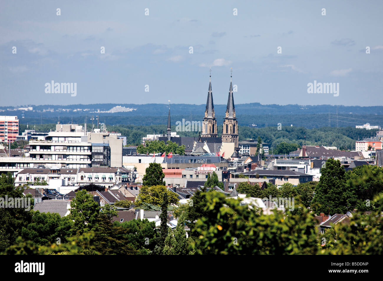 Germany, Bonn, Cityscape with Cathedral Stock Photo - Alamy