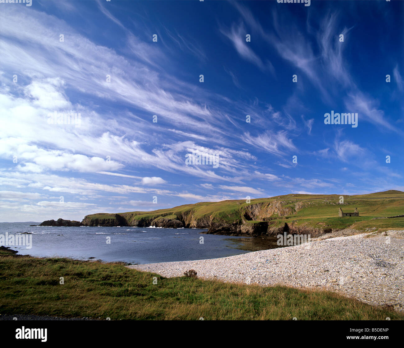 Funzie Bay and abandoned house, southeast of Fetlar, Fetlar, Shetland ...