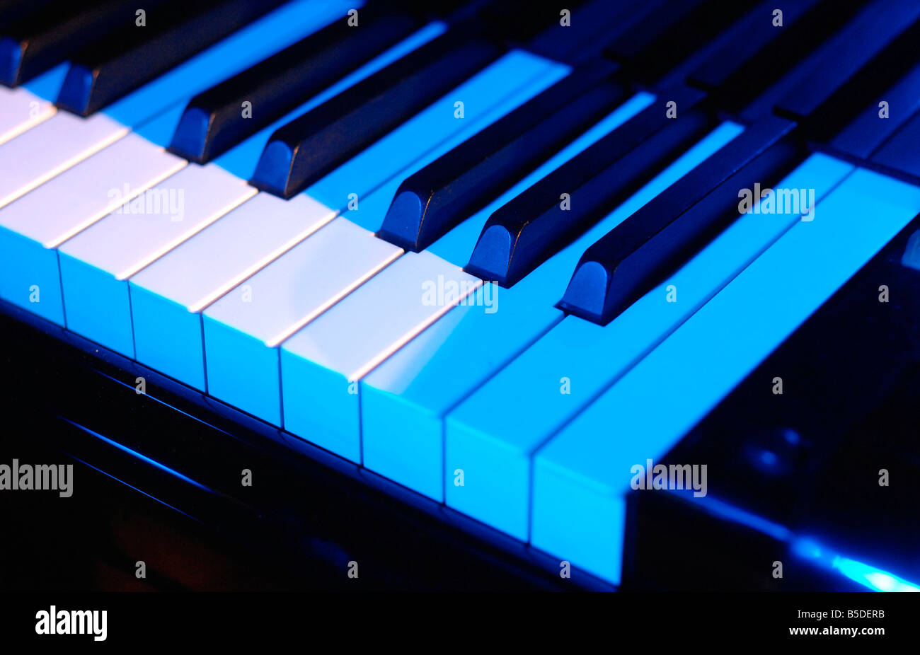 Keyboard of a grand piano Stock Photo - Alamy