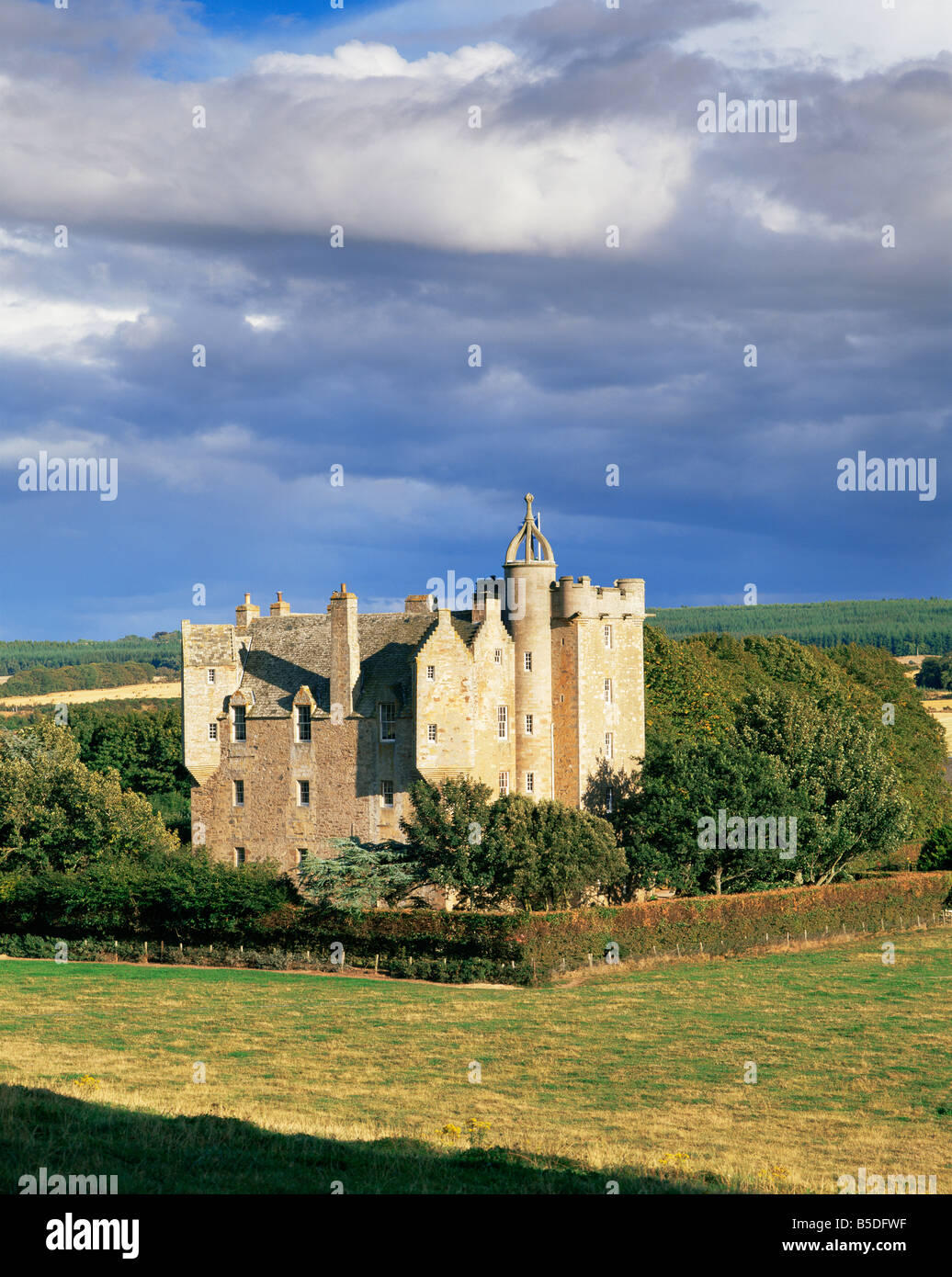 Stuart castle hi-res stock photography and images - Alamy
