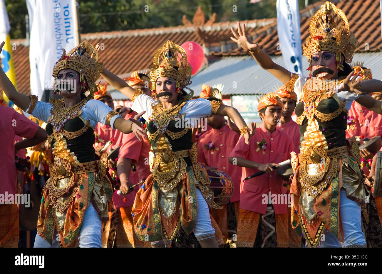 Traditional Balinese Dance Stock Photo - Alamy