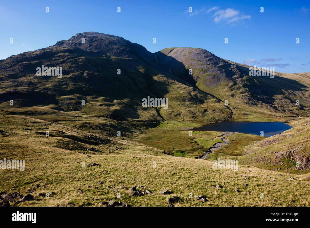 Styhead tarn hi-res stock photography and images - Alamy