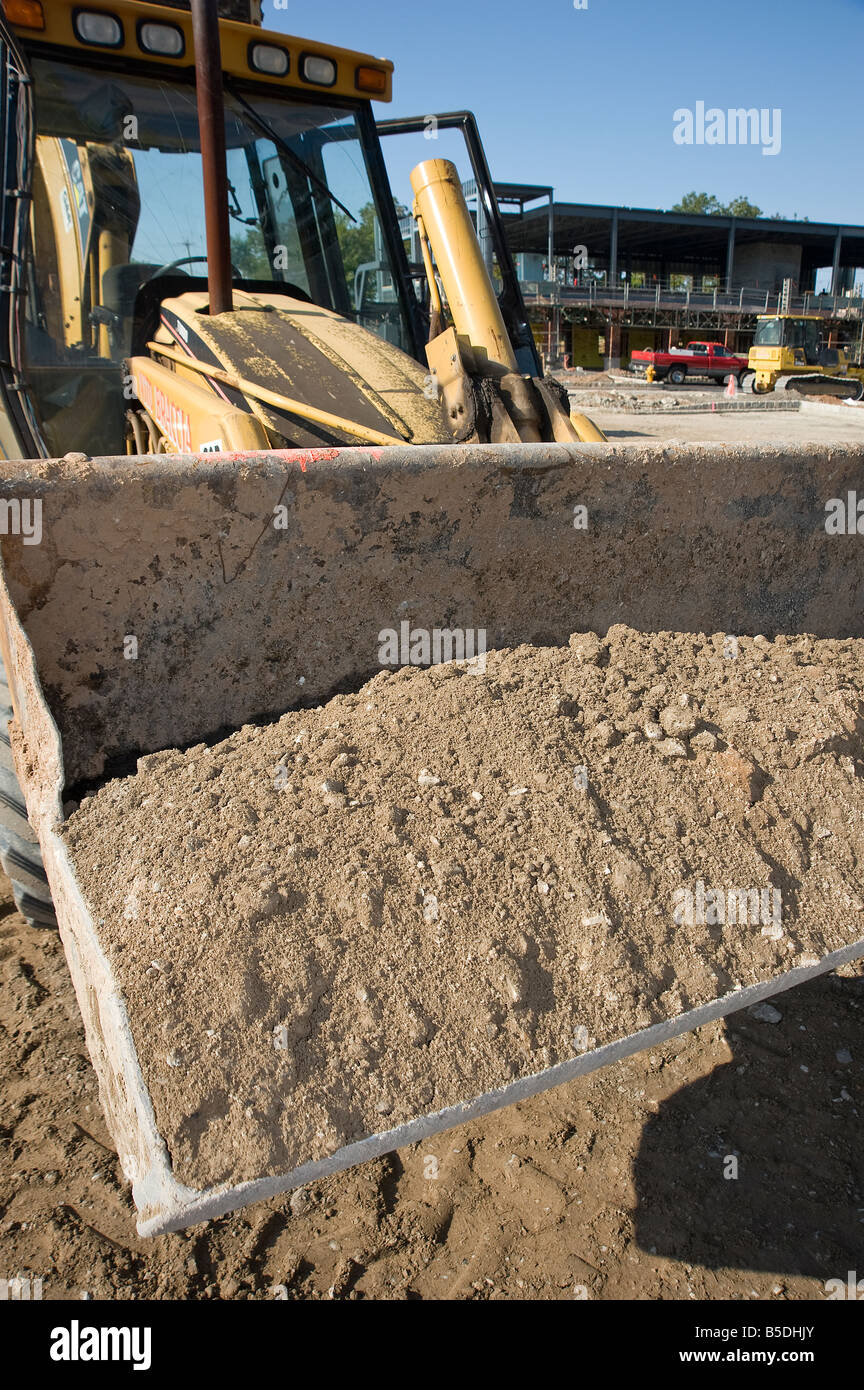 Front load tractor hi-res stock photography and images - Alamy