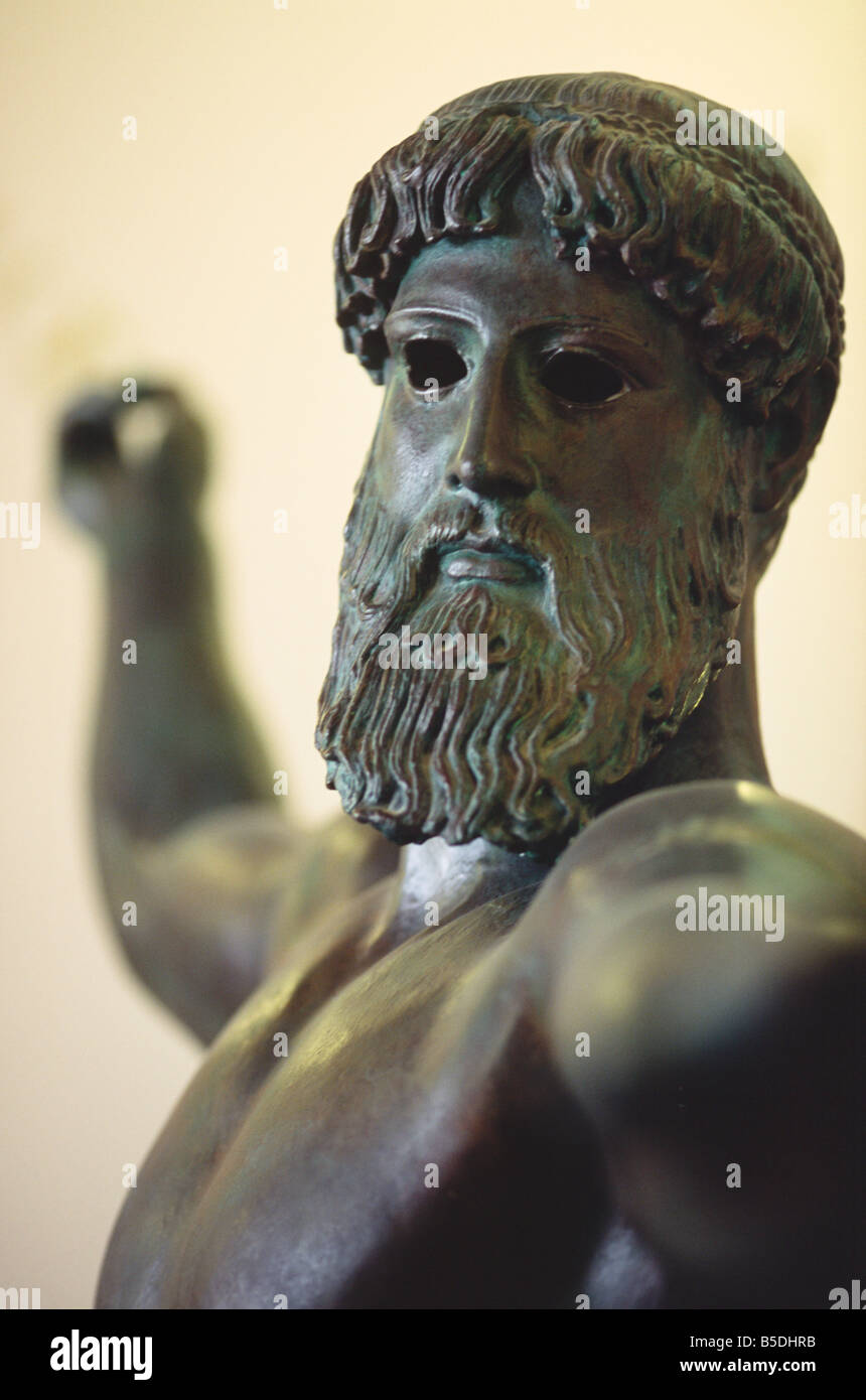 Statue of poseidon hi-res stock photography and images - Alamy