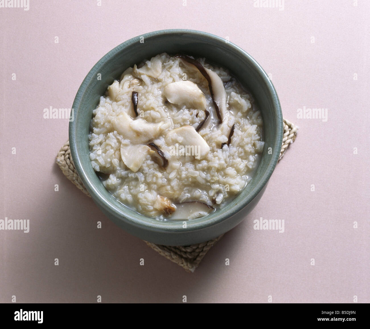 Korean Gruel and Noodle Stock Photo - Alamy
