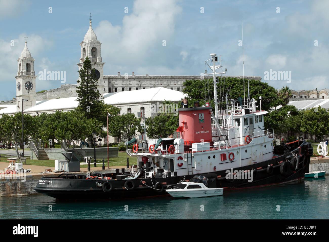 Tug Boat [Royal Naval Dockyard] Stock Photo - Alamy
