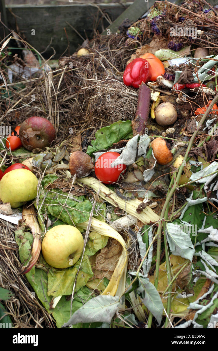 Community compost pile hi-res stock photography and images - Alamy