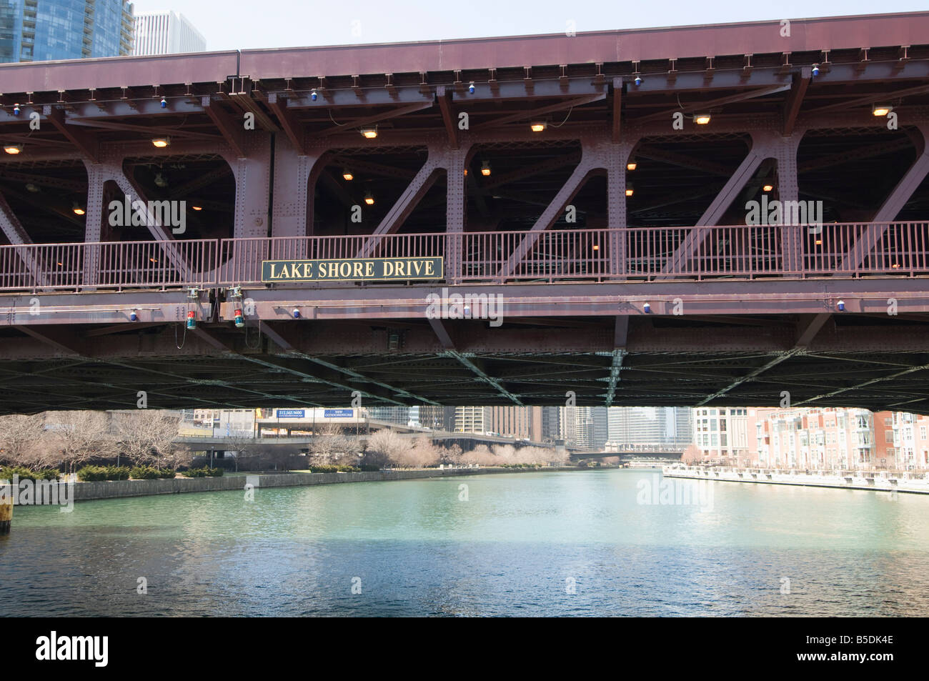Chicago bridge river hi-res stock photography and images - Alamy