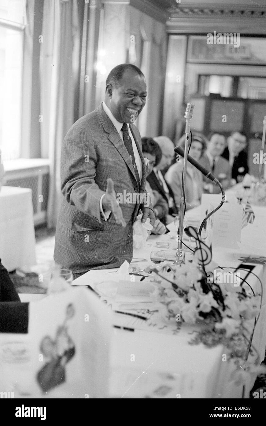 Louis Armstrong making a speech during the Daily Mirror lunch for him ...