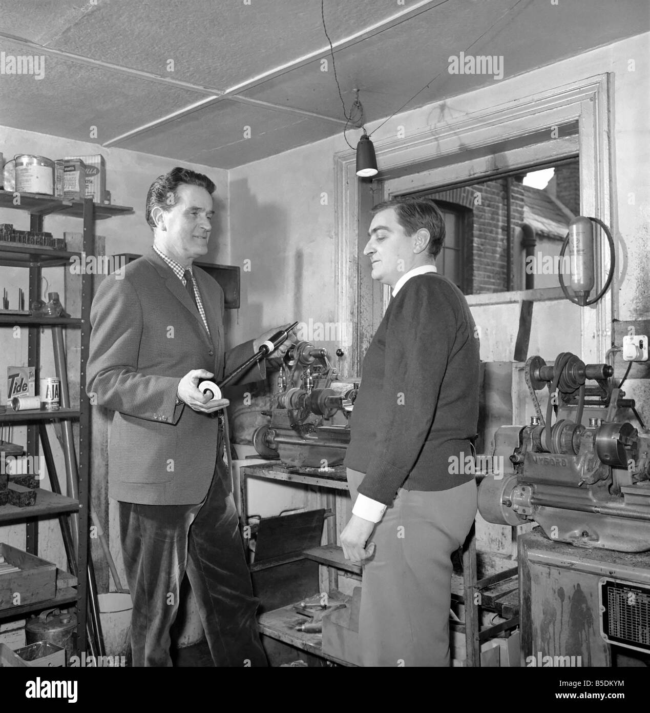 Bagpipe maker mr george alexander hi-res stock photography and images ...