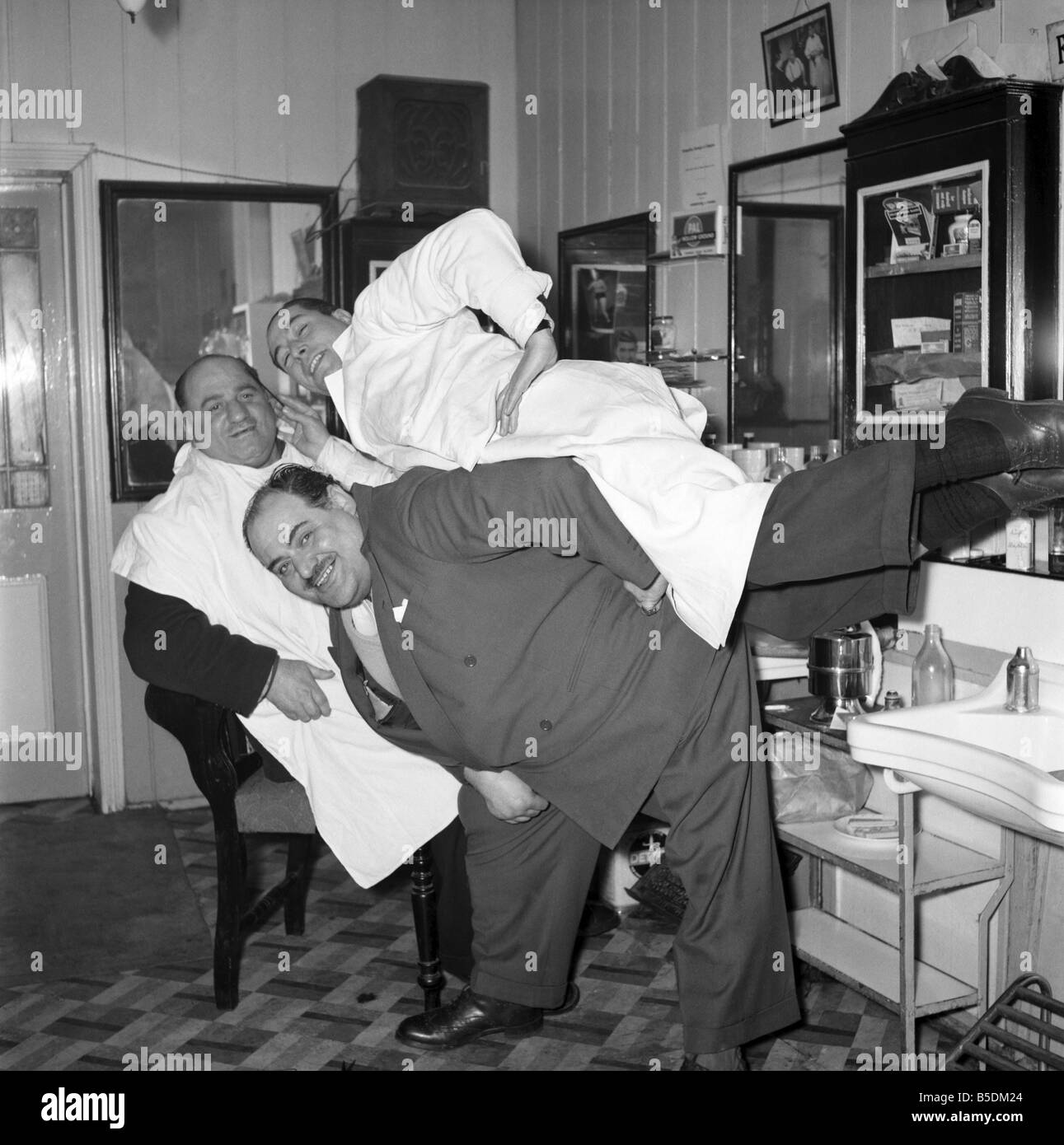 Barber shop 1950's hi-res stock photography and images - Alamy
