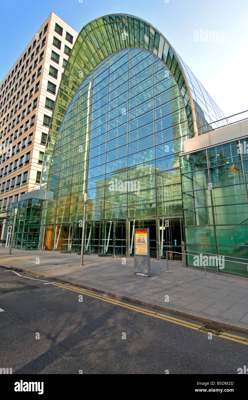 East Wintergarden, 43 Bank Street, Canary Wharf, London E14, United ...