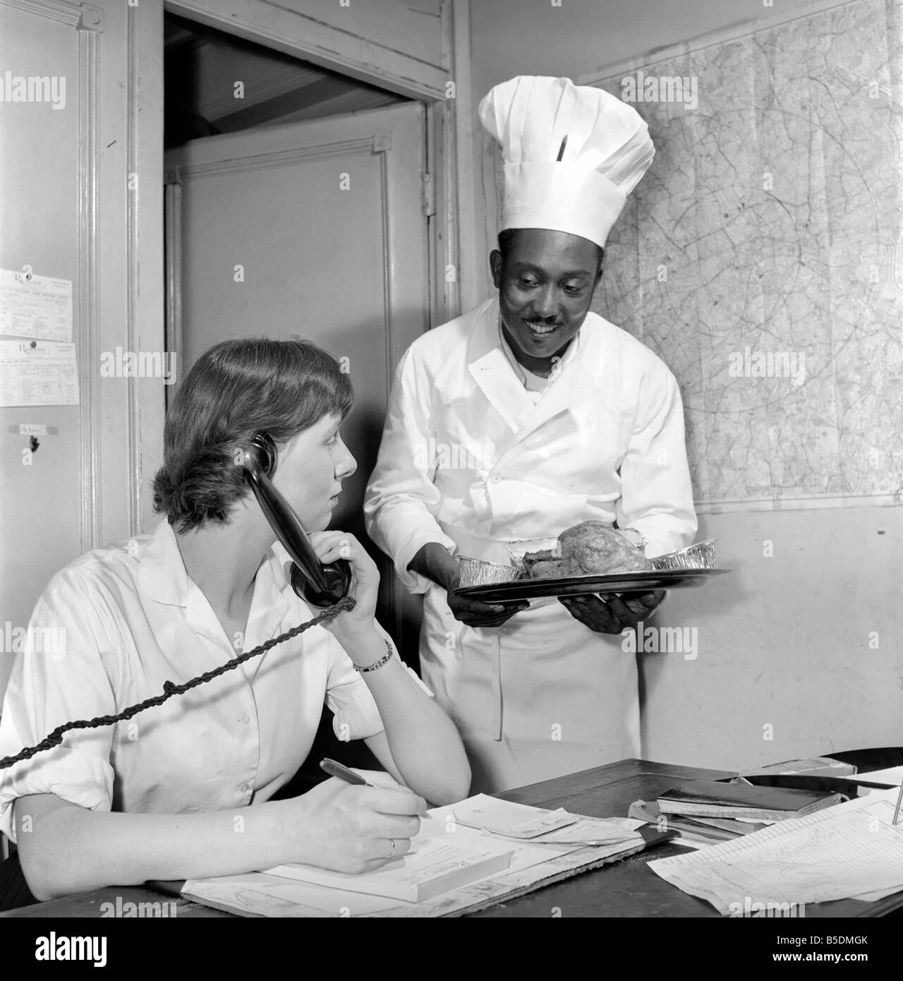 1950s chef hi-res stock photography and images - Alamy