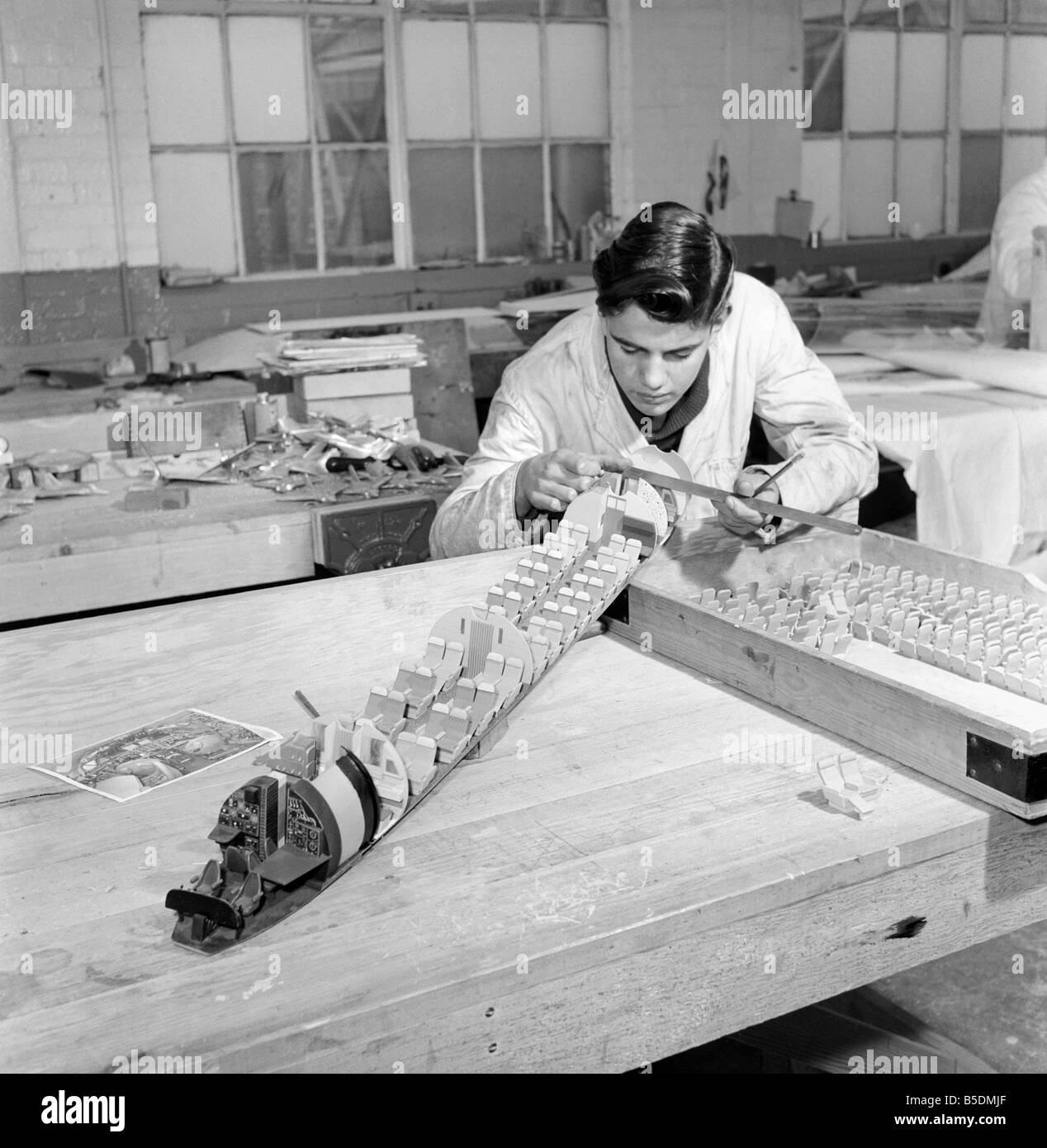 Modellers hi-res stock photography and images - Alamy
