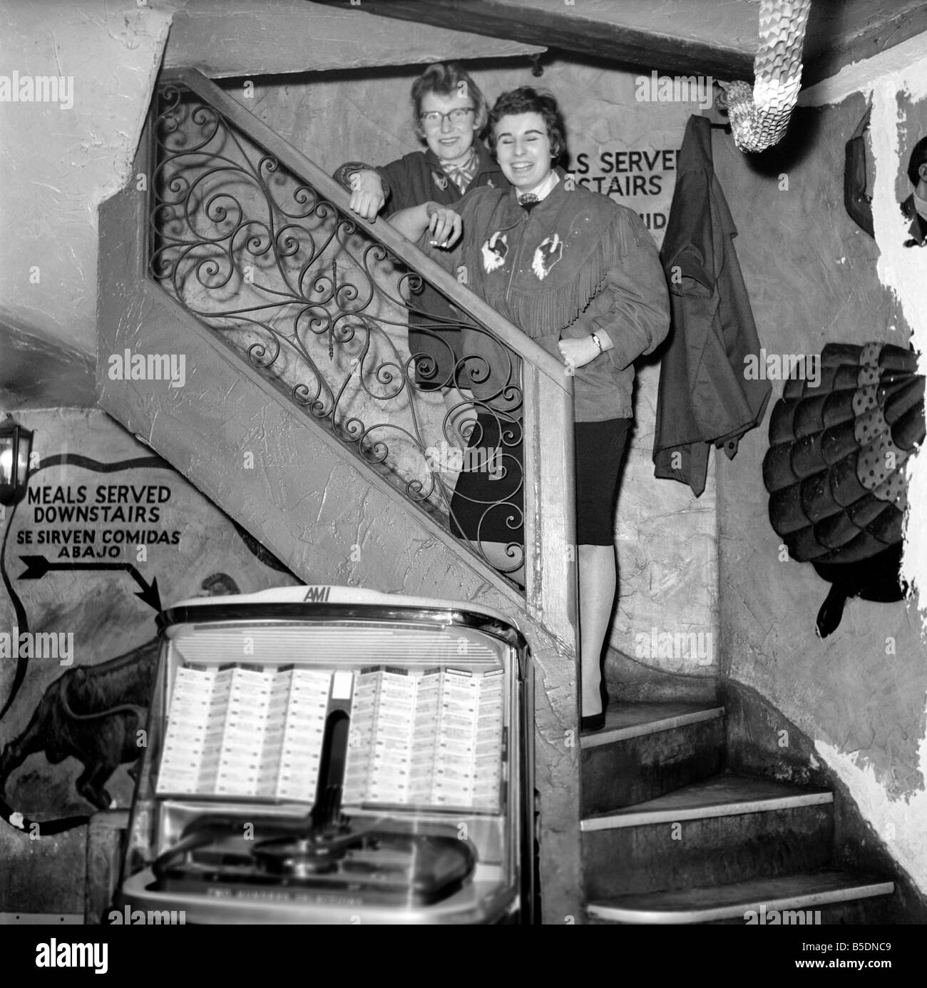 London 1950s nightclub hi-res stock photography and images - Alamy