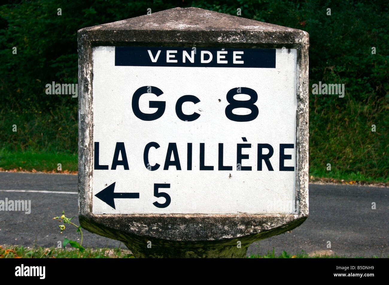 French typical rustic hi-res stock photography and images - Alamy