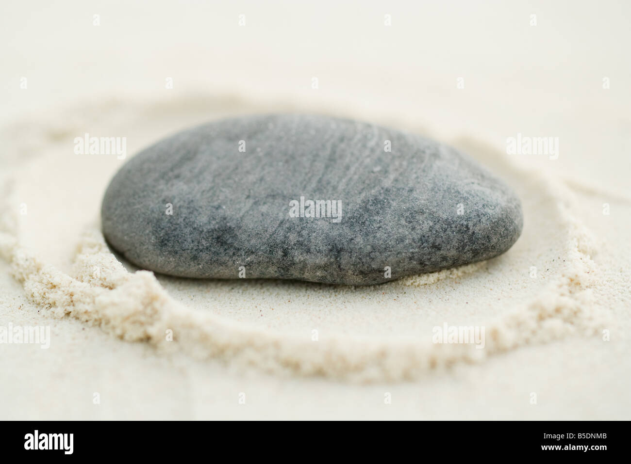 Outline on the sand hi-res stock photography and images - Alamy