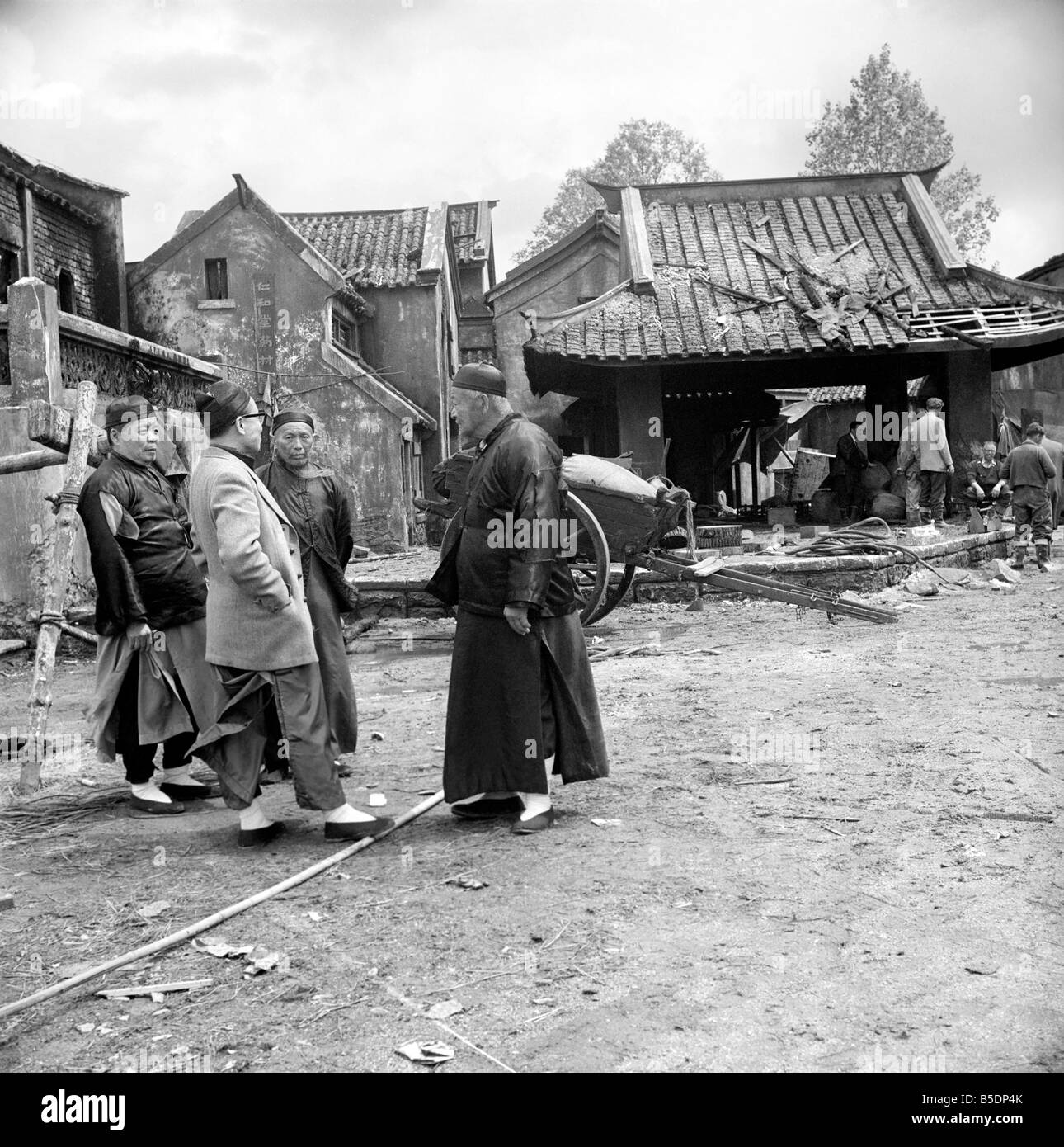 Actors crew Black and White Stock Photos & Images - Alamy