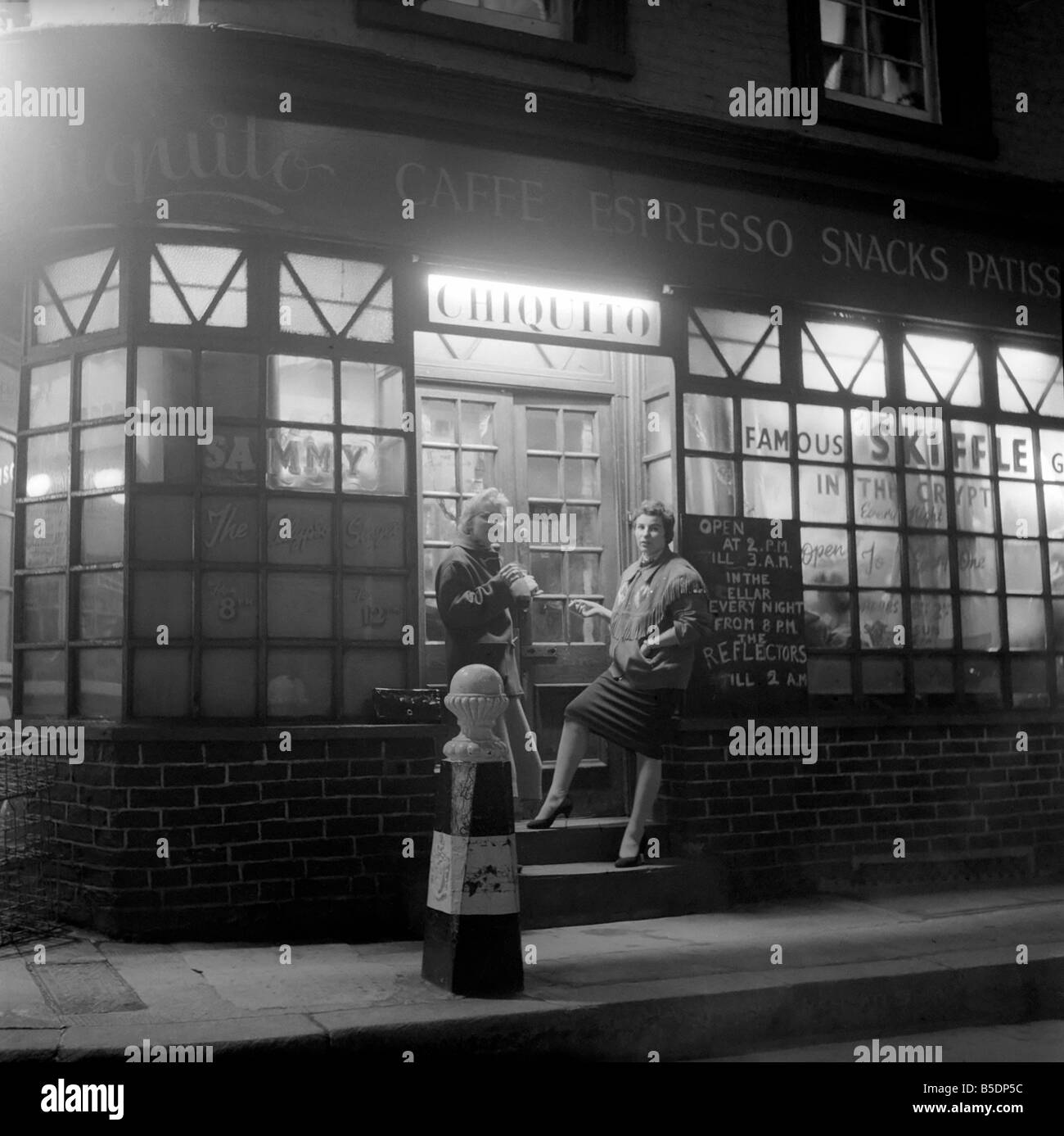 1950s coffee shop hi-res stock photography and images - Alamy