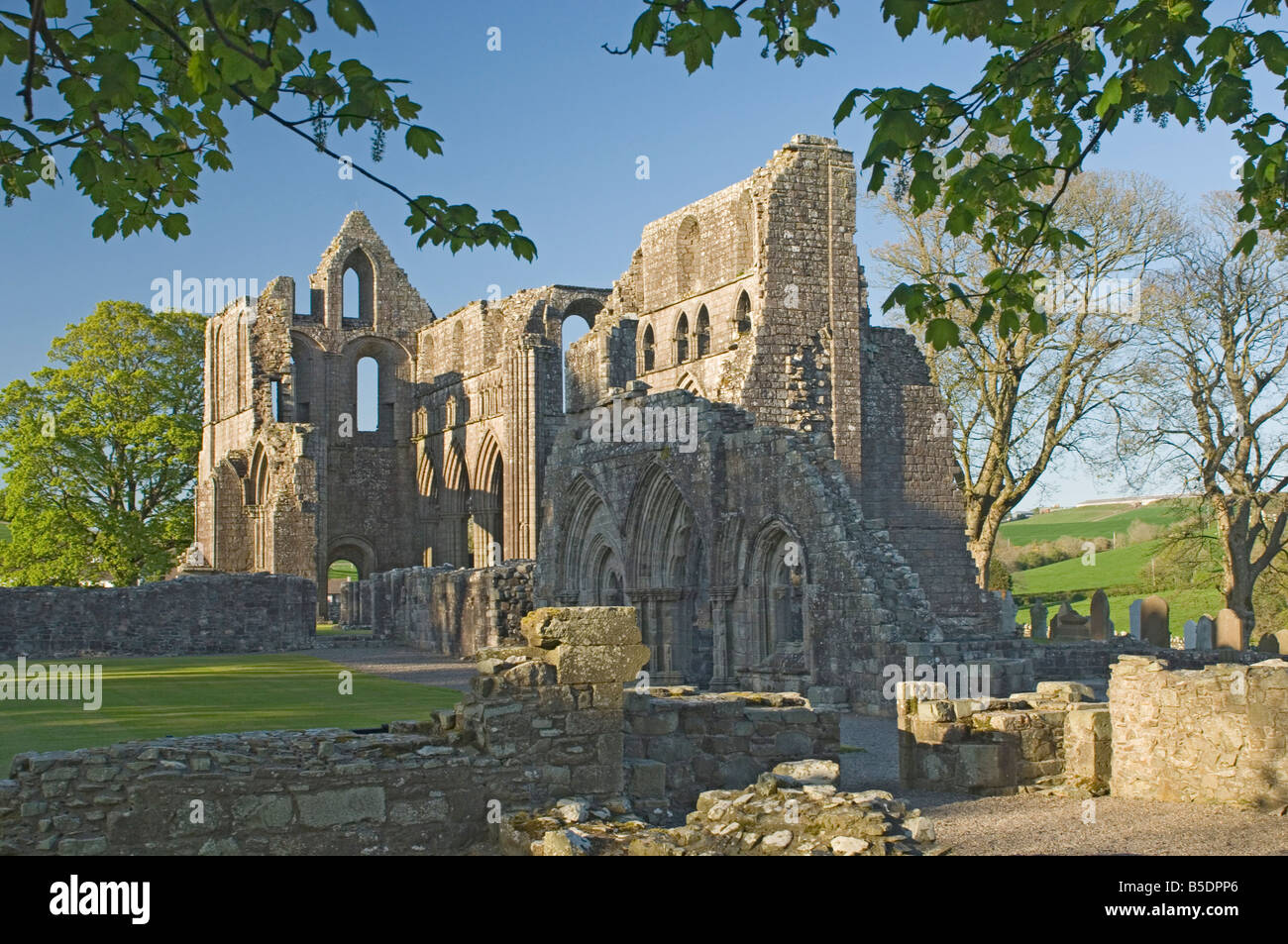 12th century abbey, scotland hi-res stock photography and images - Alamy