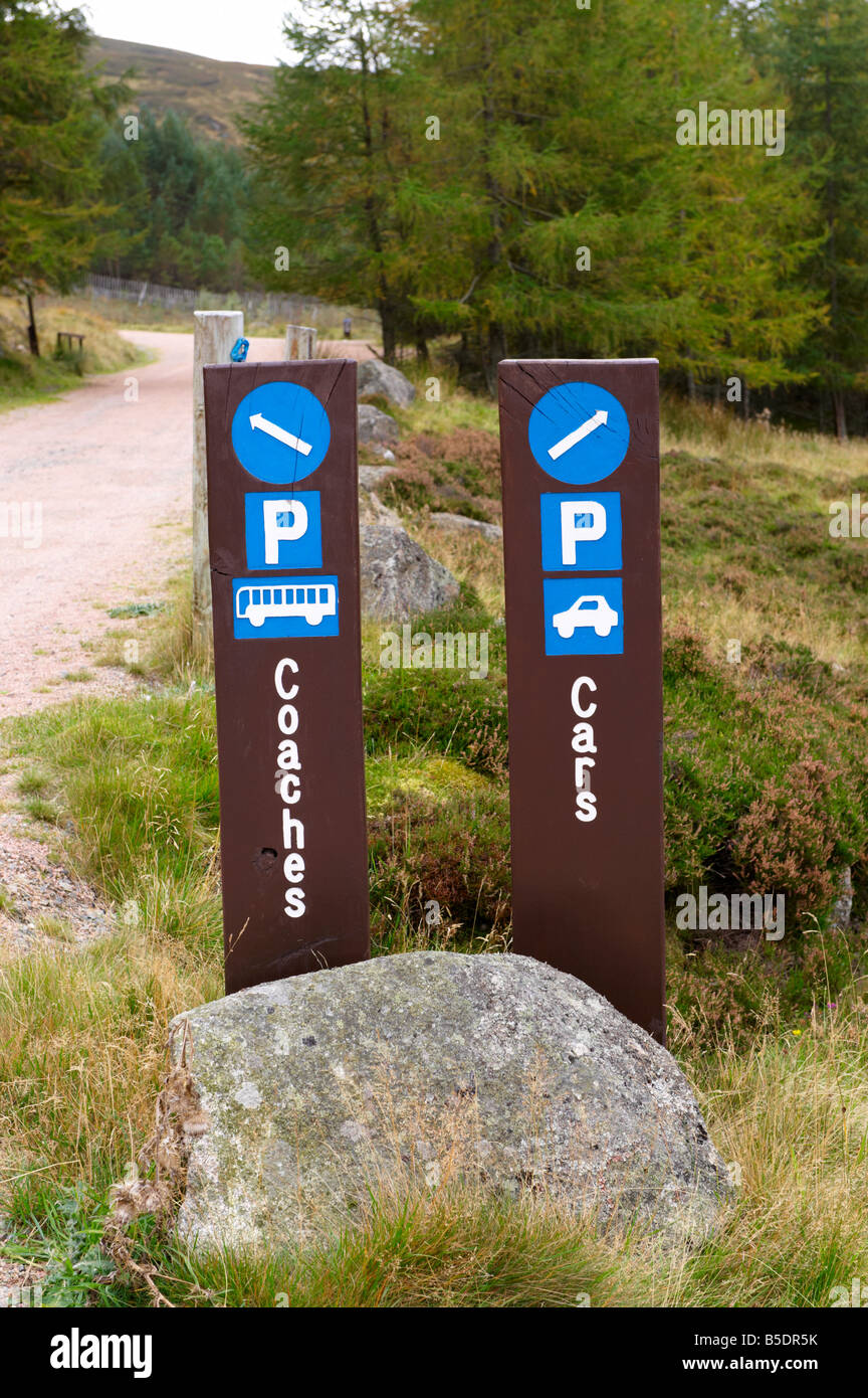Coach parking sign hi-res stock photography and images - Alamy