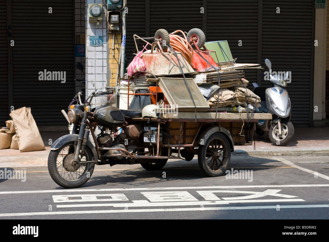 Cargo motorcycle hi-res stock photography and images - Alamy