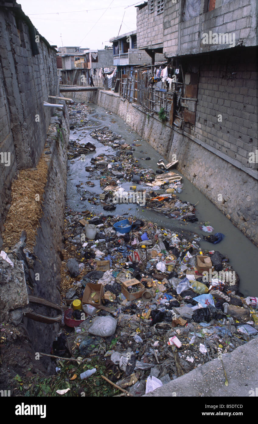 The polluted Rockefeller Canal in the inner city slum of St Martin Port ...