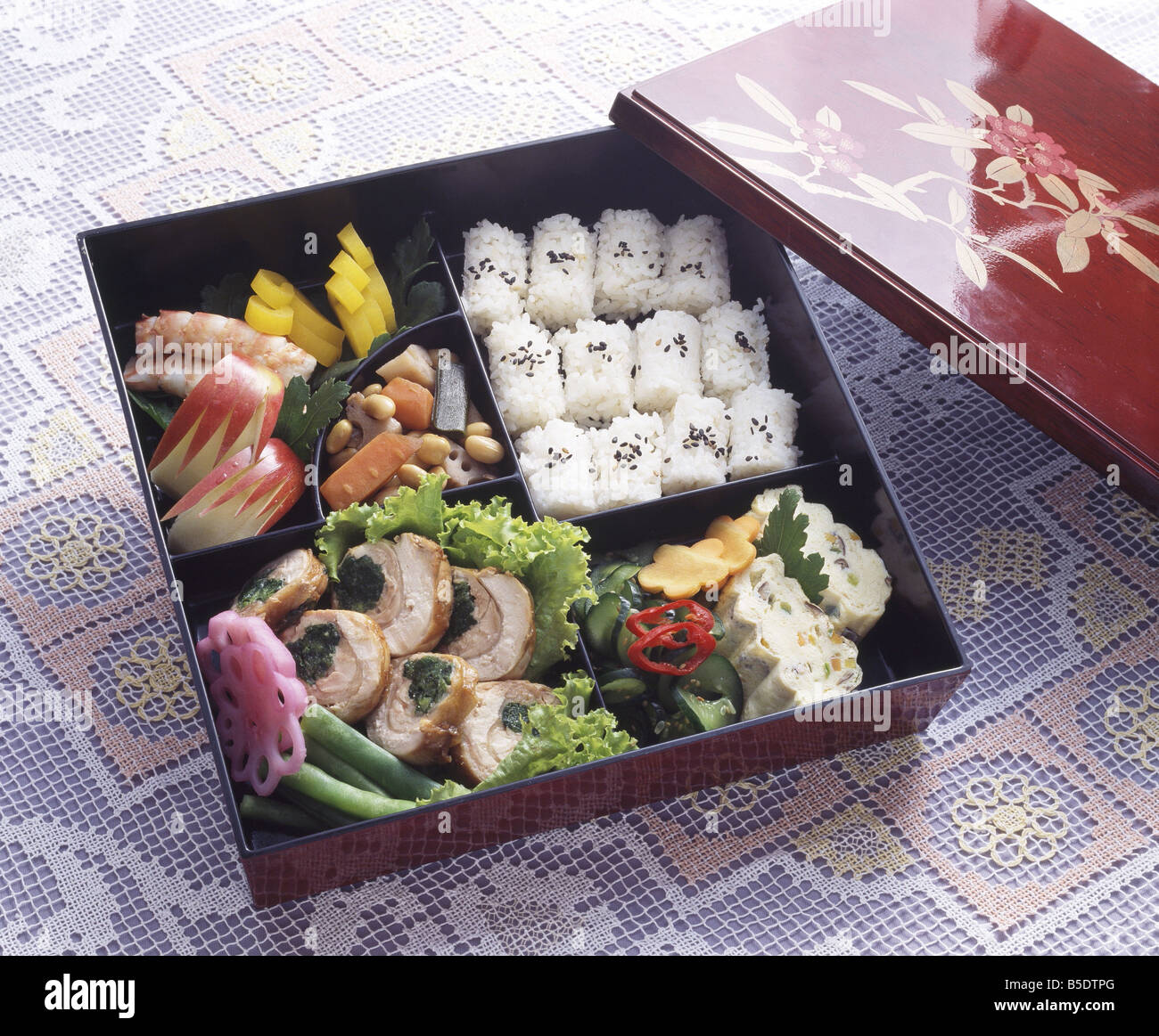 Japan lunchbox hi-res stock photography and images - Alamy