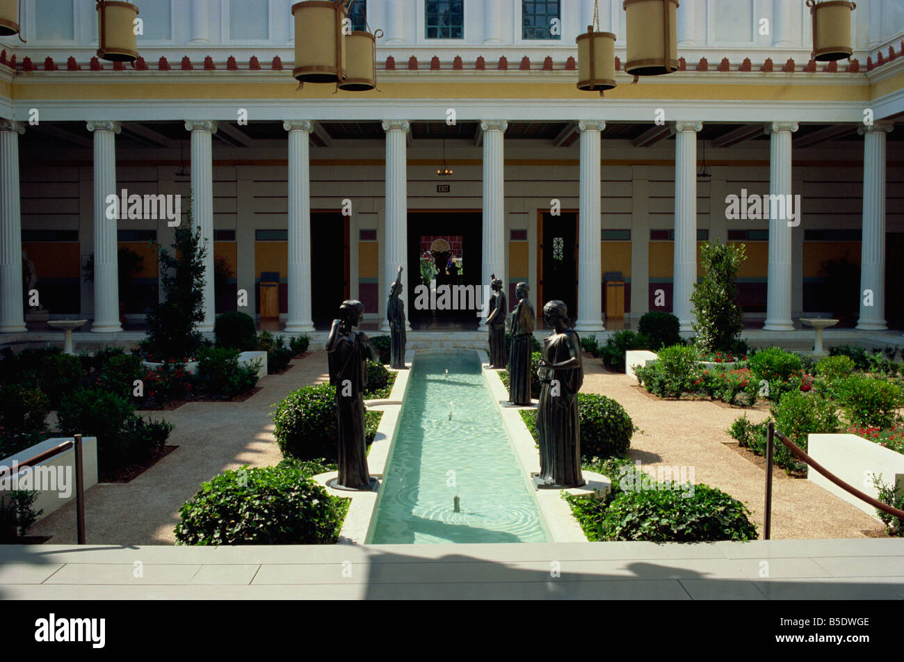 Paul getty museum hi-res stock photography and images - Alamy