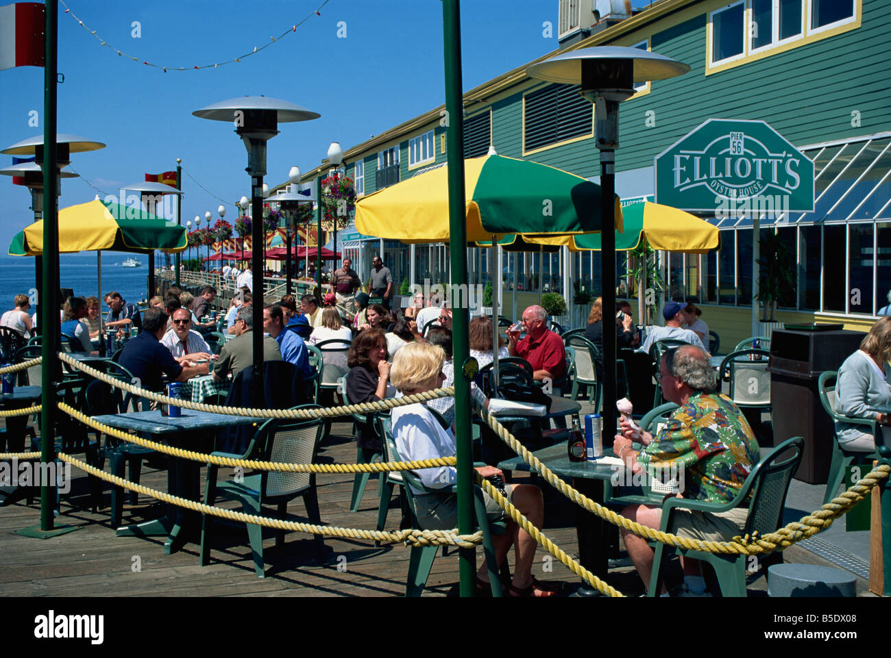 Seattle cafe hi-res stock photography and images - Alamy