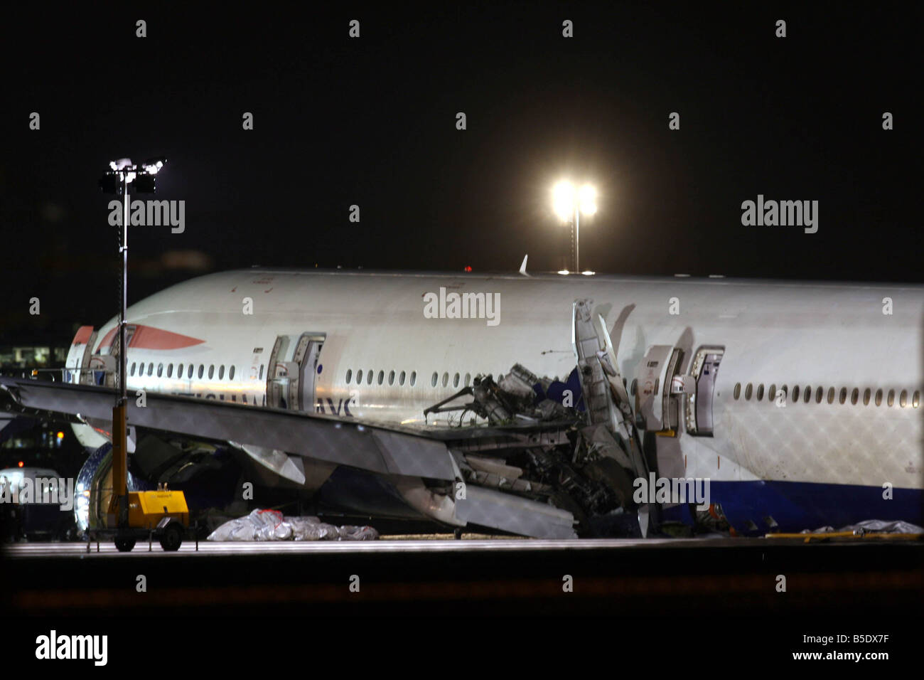 British Airways plane carrying more than 150 people crash landed at ...