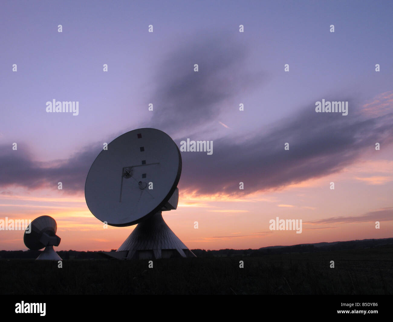 Telescopes hi-res stock photography and images - Alamy