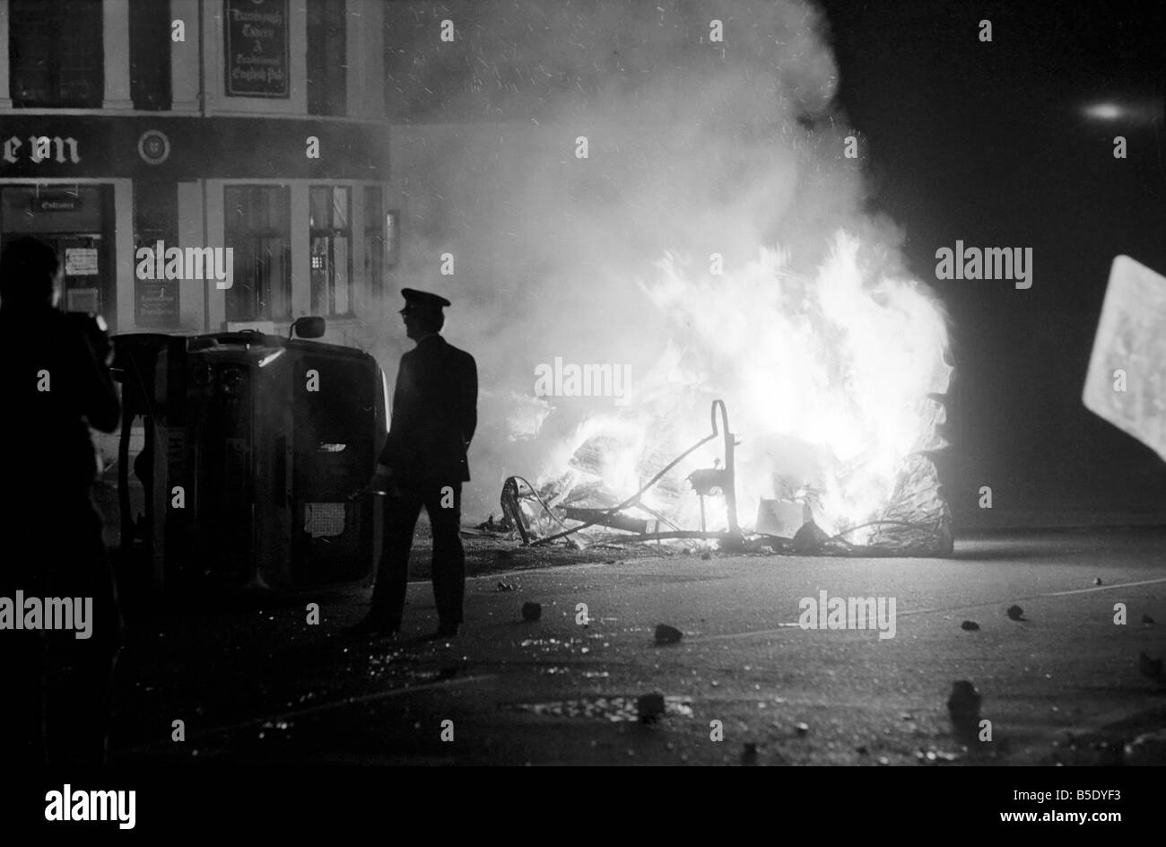 Southall Riots: Police: Law and Order: General scenes showing ...
