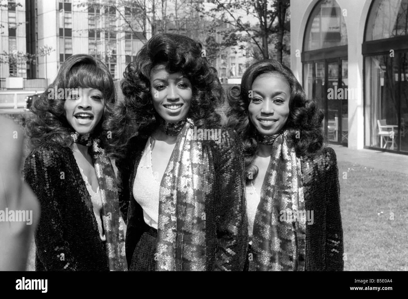 The three degrees group hi-res stock photography and images - Alamy