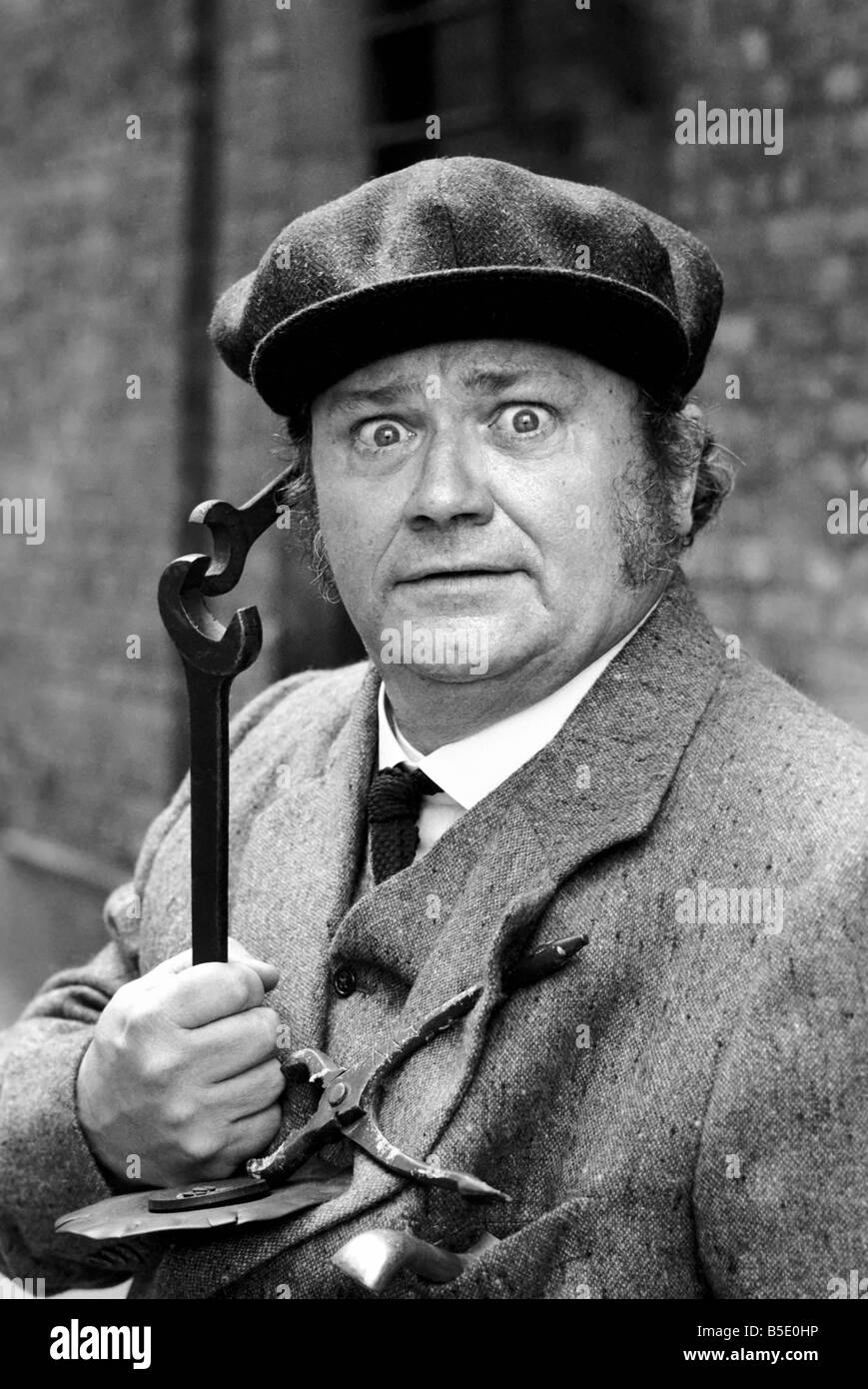Harry Secombe is about to bound back onto the West End stage as ...