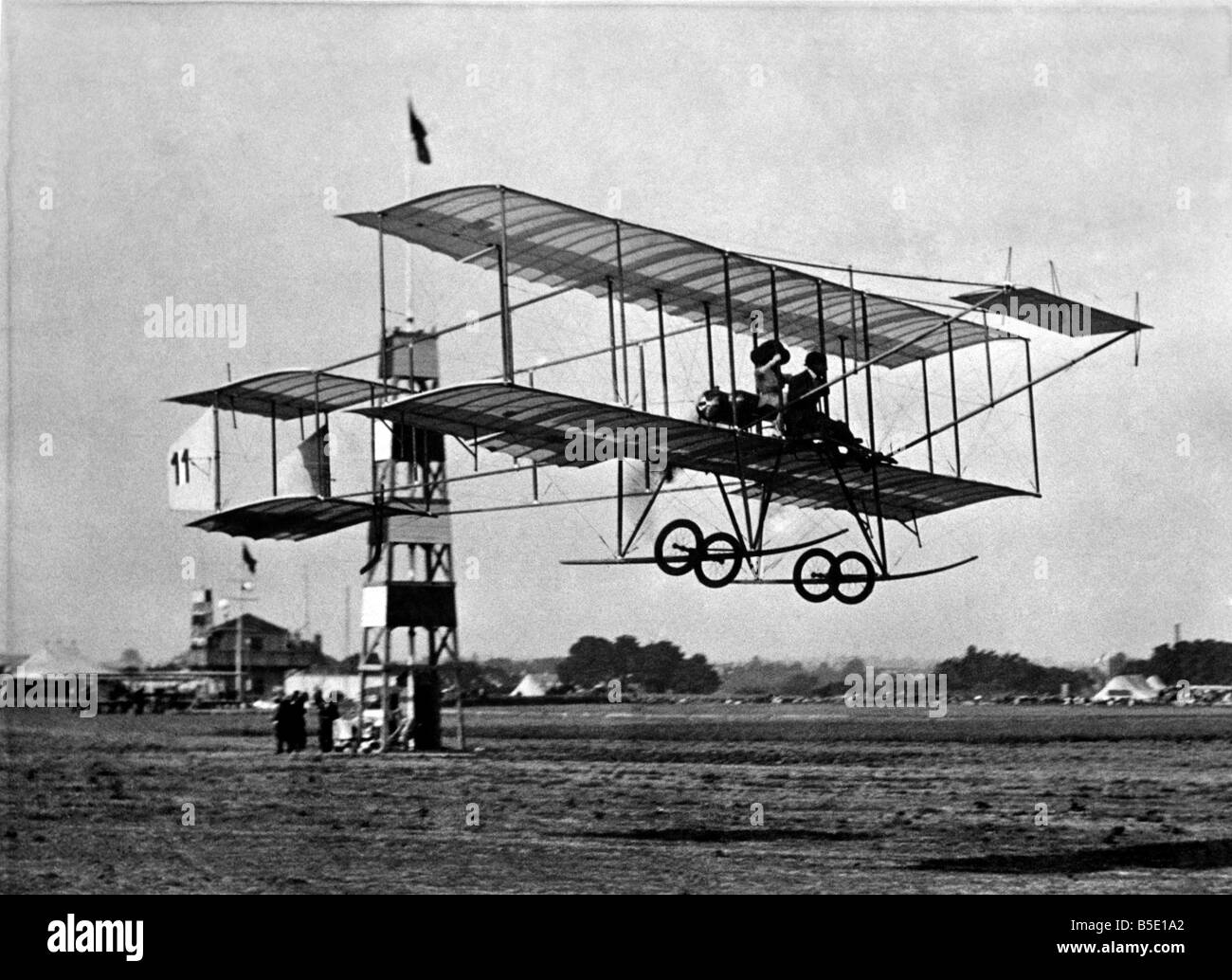 Distinguished British aviation pioneer, Claude Graham-White ...